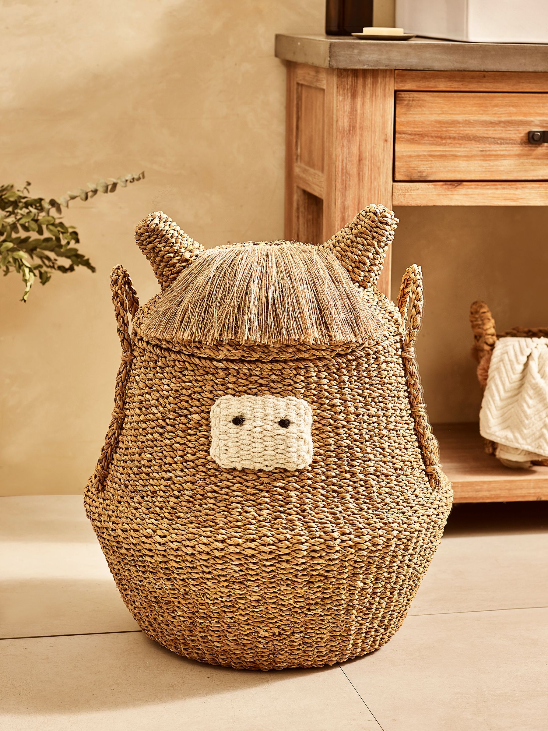 Buy Natural Hamish the Highland Cow Hamper Woven Seagrass Laundry ...