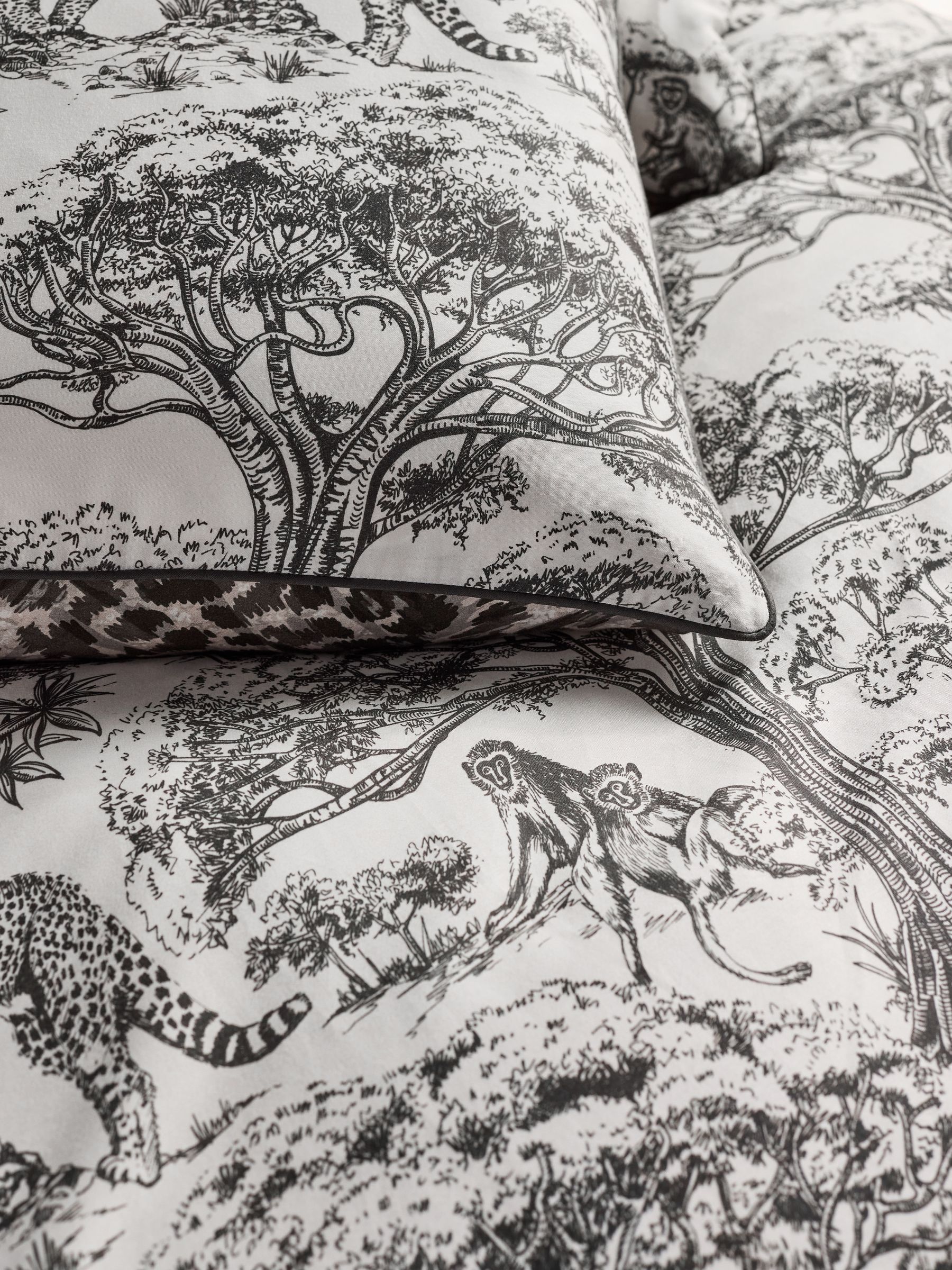 Buy Clarke and Clarke Black Kisumu 200 Thread Count Duvet Cover and ...