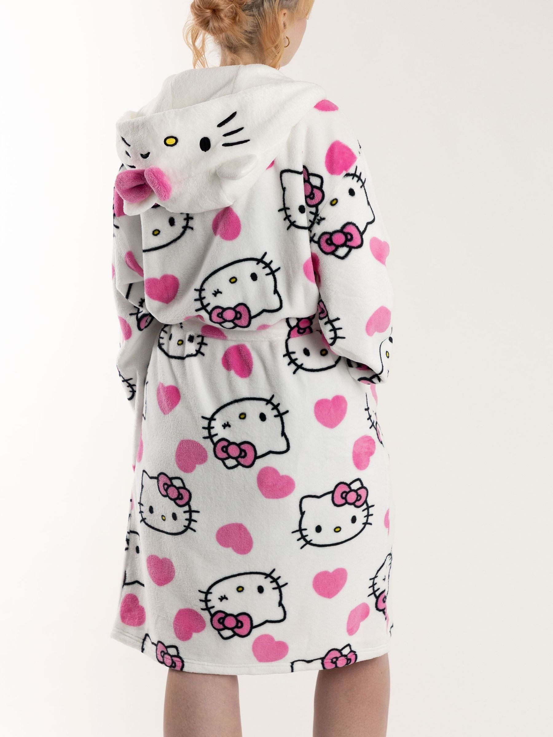 Buy Vanilla Underground White Hello Kitty Hooded Bath Robe from the ...
