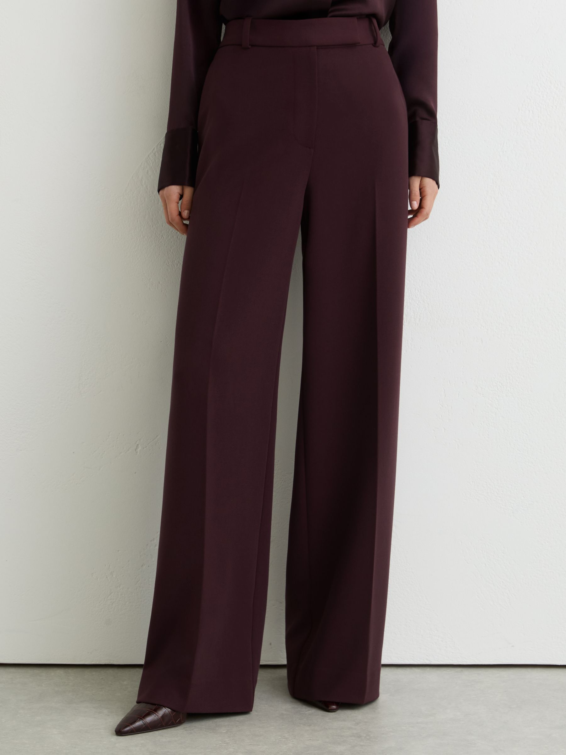 Buy Reiss Berry Gabi Petite Wide-Leg Suit Trousers from the Next UK ...