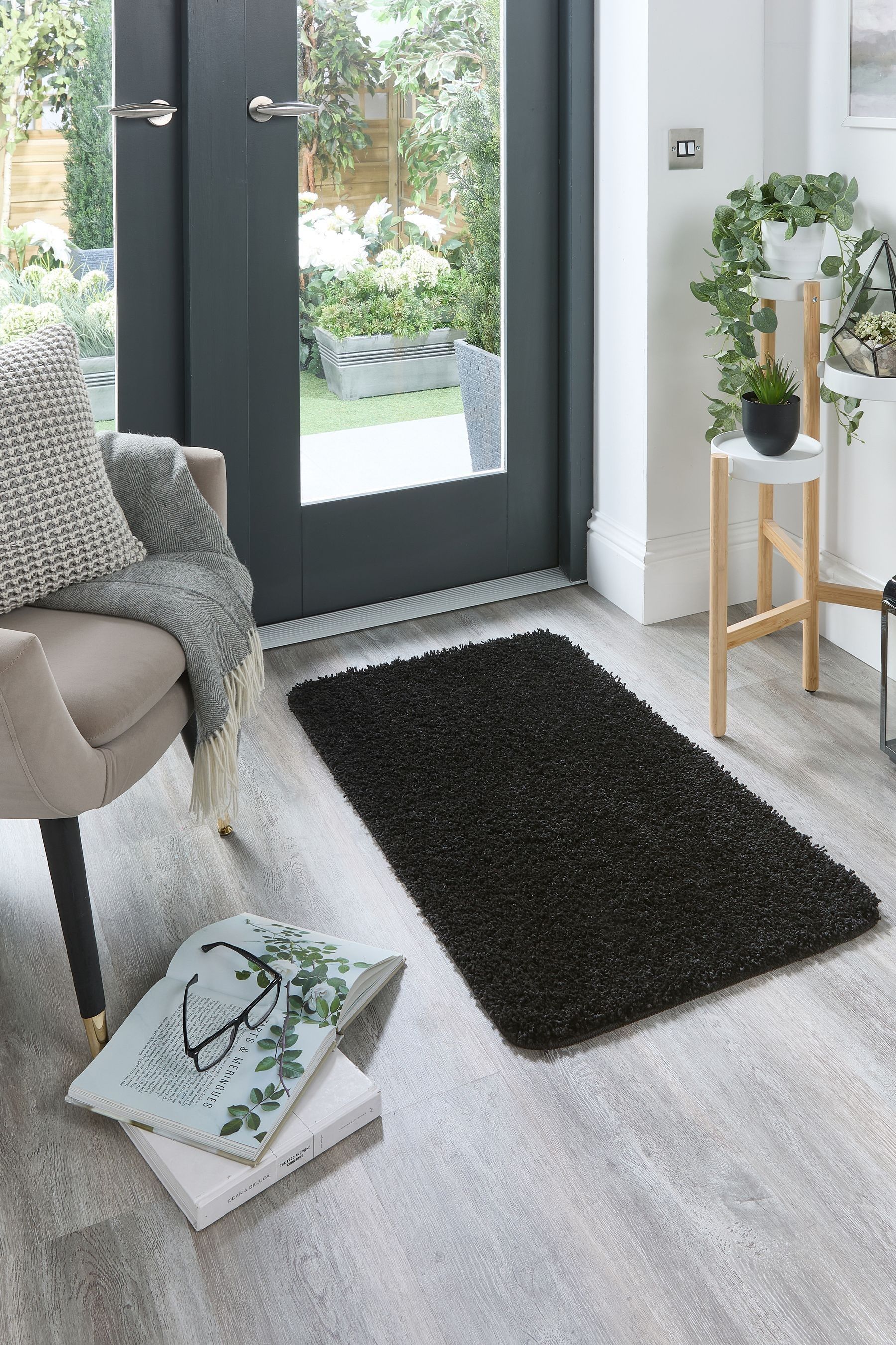 Buy My Rug Black Washable And Stain Resistant And So Soft Textured Rug ...