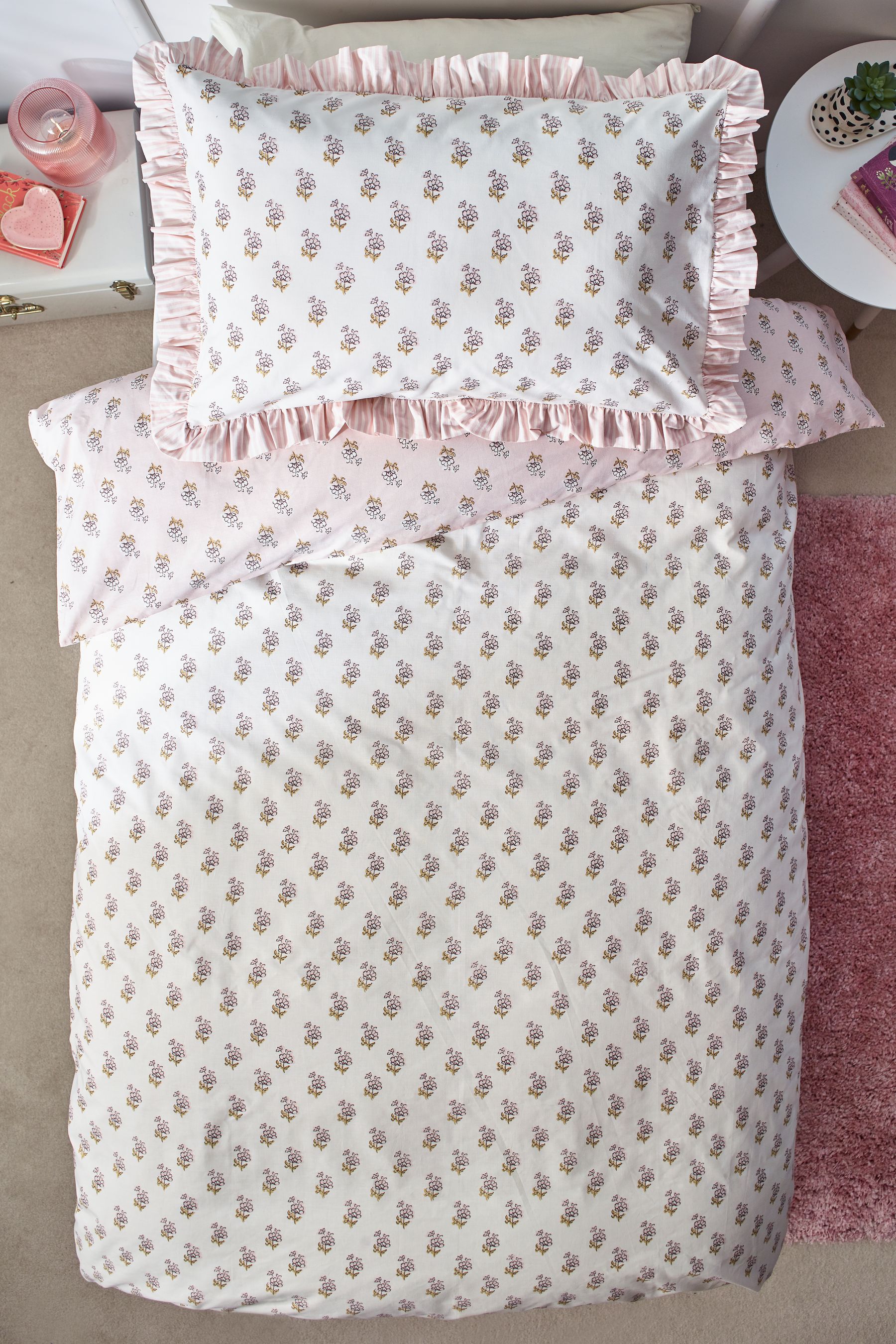 Buy Pink Block Floral Printed Polycotton Duvet Cover and Pillowcase ...