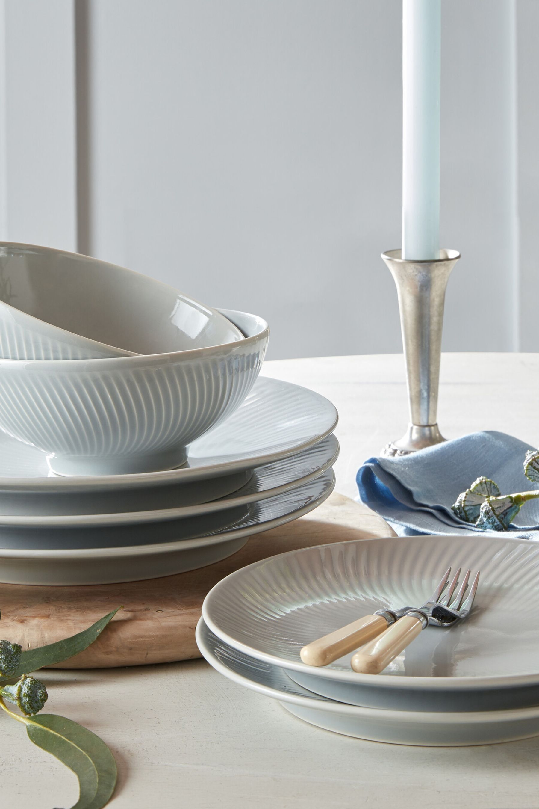 Buy Denby Grey Porcelain Arc Set of 4 Dinner Plates from the Next UK ...