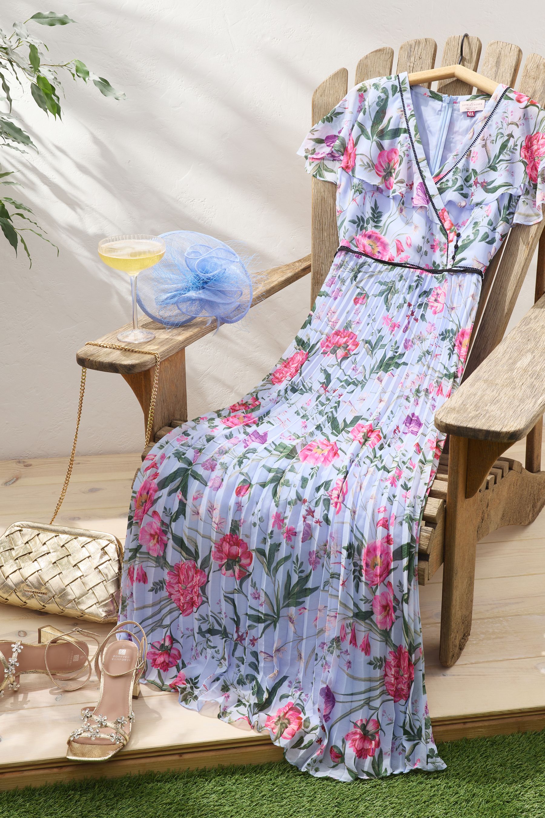 Buy V&A | Love & Roses Blue Floral Printed Pleated Contrast Tipping ...