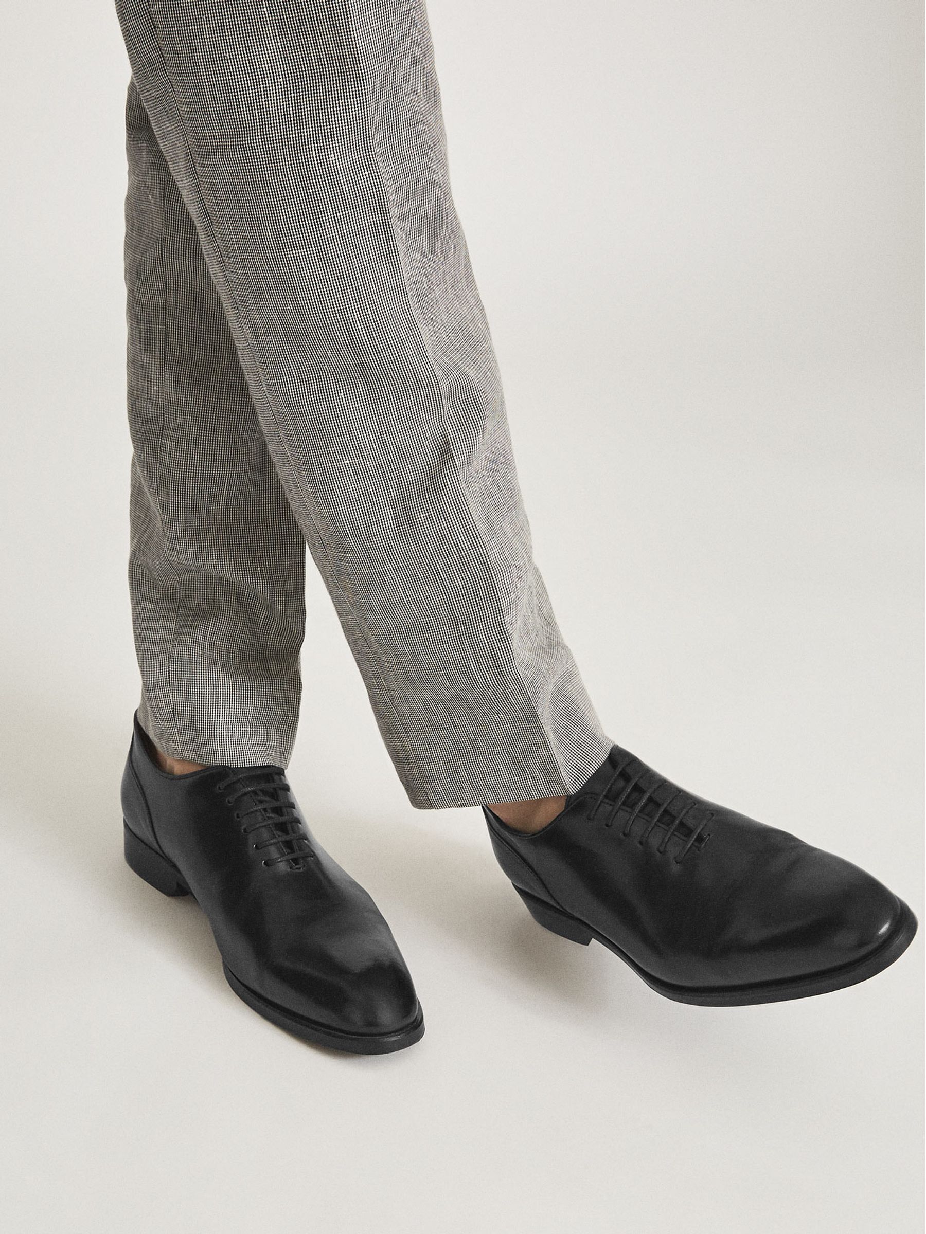 Reiss Bay Leather Whole Cut Shoes - REISS